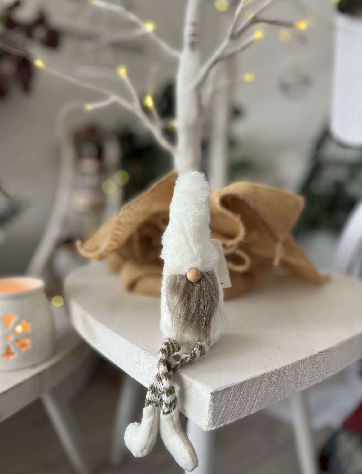 SITTING GONK WITH WHITE FURRY HAT | PrettyLittleHomewares